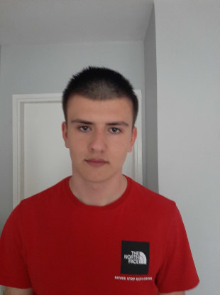 Have you seen Jan? The 16-year-old has been missing since yesterday ...